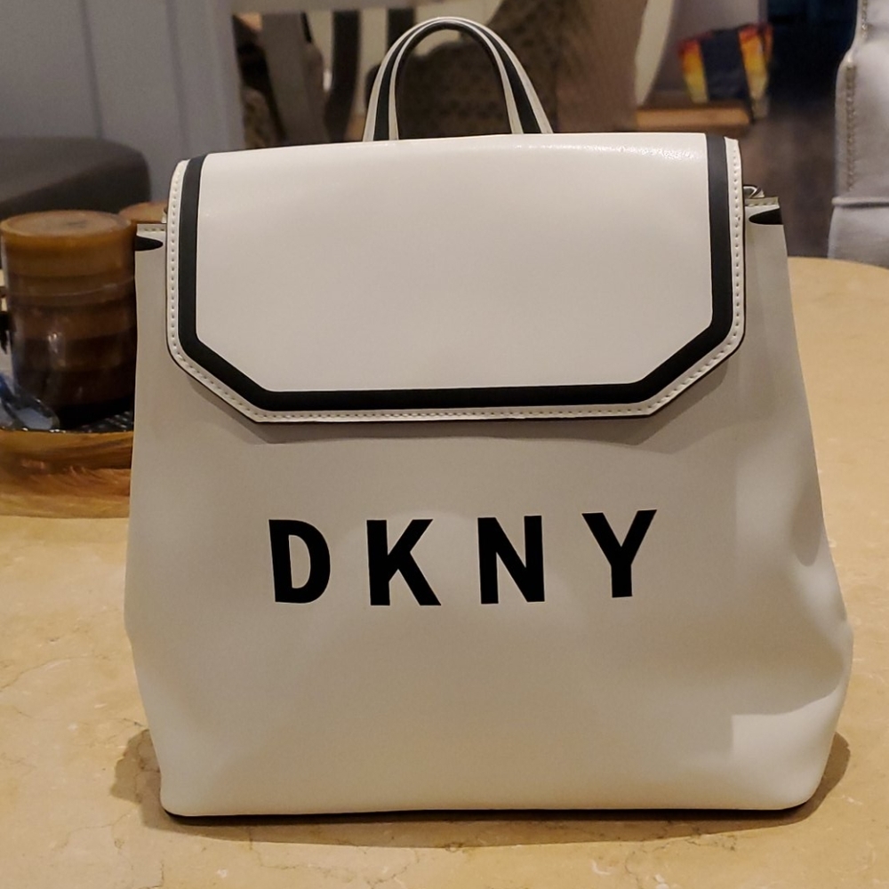 Dkny Backpack White Leather With Black Trimmings - Gem